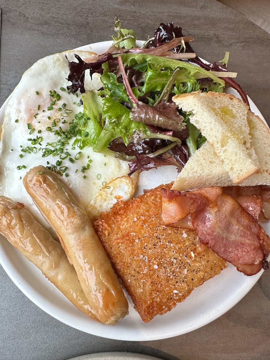 Dash to Comma - Hamilton City Magazine